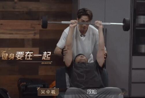 林峯和吴卓羲关系如何 两人合作过哪些影视作品_娱乐焦点网